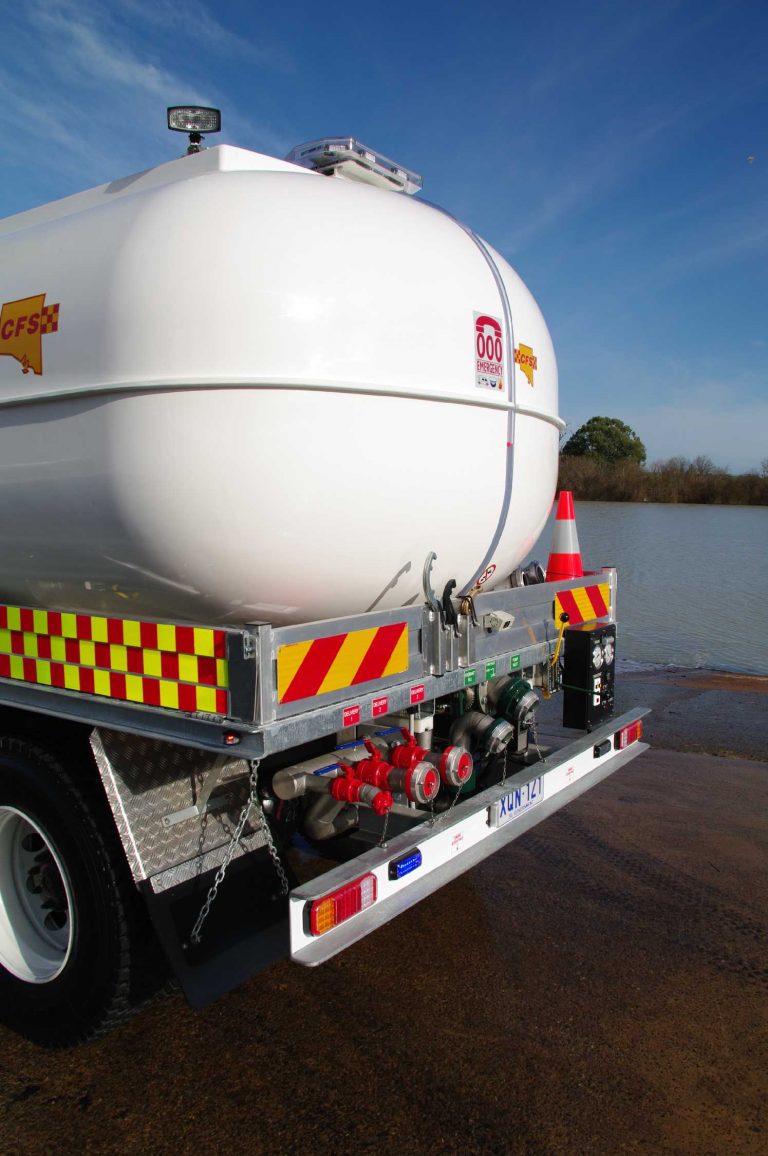 12,500 Litre Bulk Water Tanker – Moore Companies